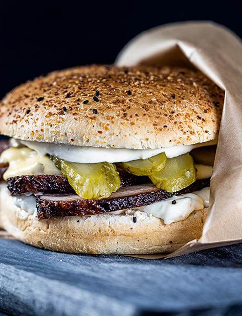 The vegetarian butcher's burger | Schulstad Bakery Solutions